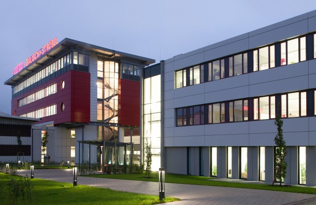 Bausch+Ströbel feiert Jubiläum - packaging journal