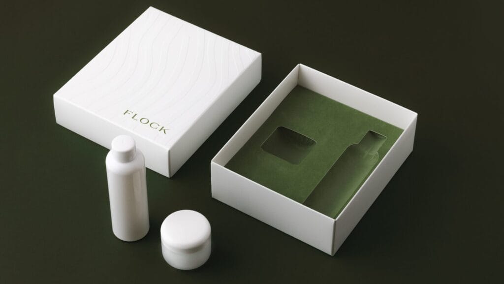 Luxuriös und recycelbar: Geschenkkarton Flock Box - packaging journal