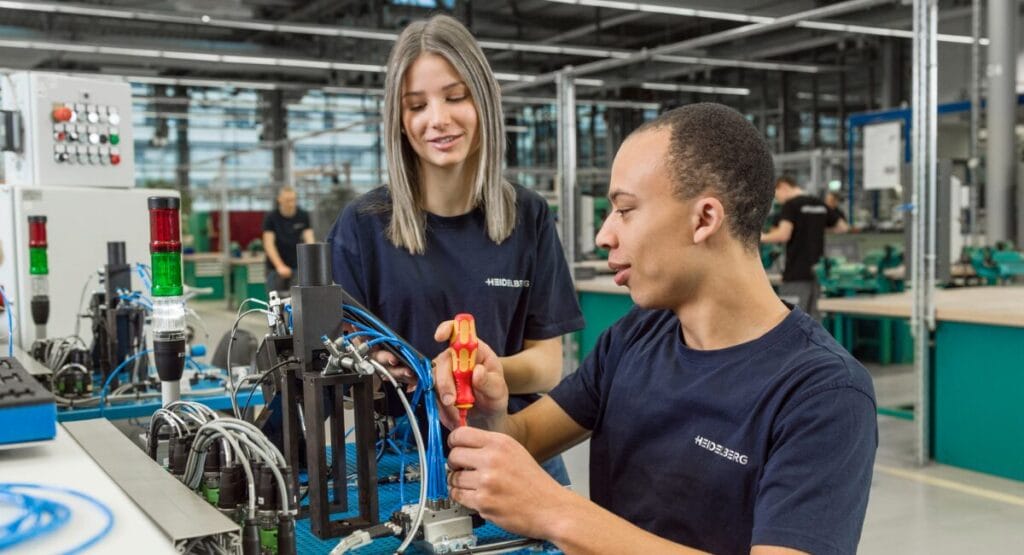 Speedmaster XL 106 wird weltweit schnellste Bogenoffset-Druckmaschine ...