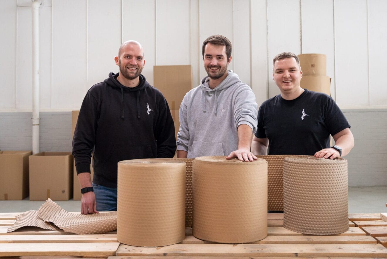 Papair_vlnr_Christopher-Feist_Steven-Widdel_Fabian-Solf_Gruppenfotos ...