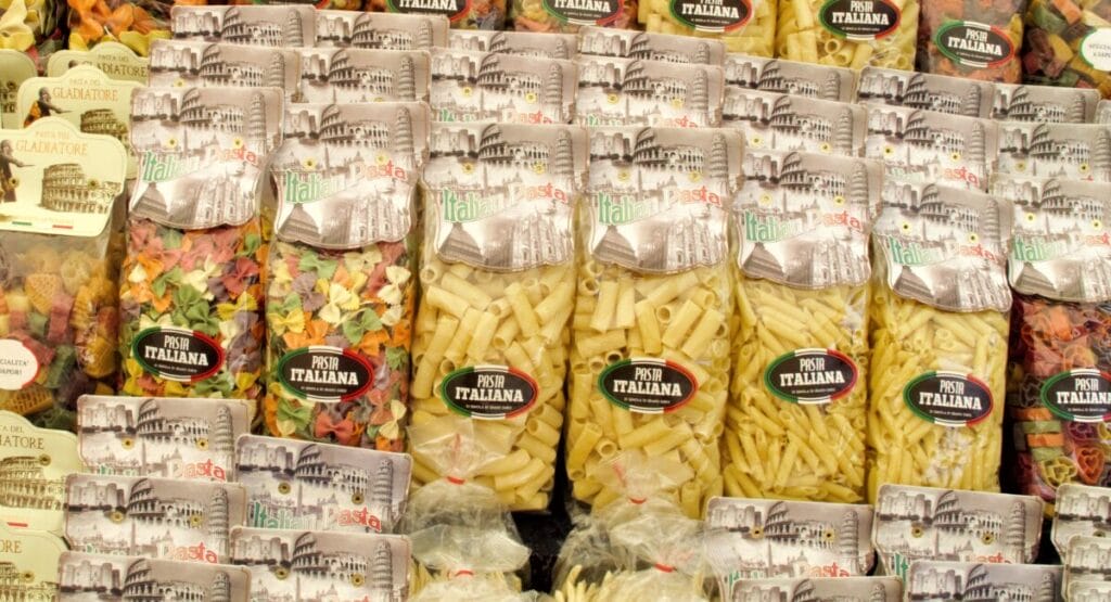 Lightweight and reusable plastic pallets for fresh produce - packaging ...
